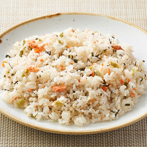 鮭と野沢菜の釜炊きピラフ｜ オイシックス公式